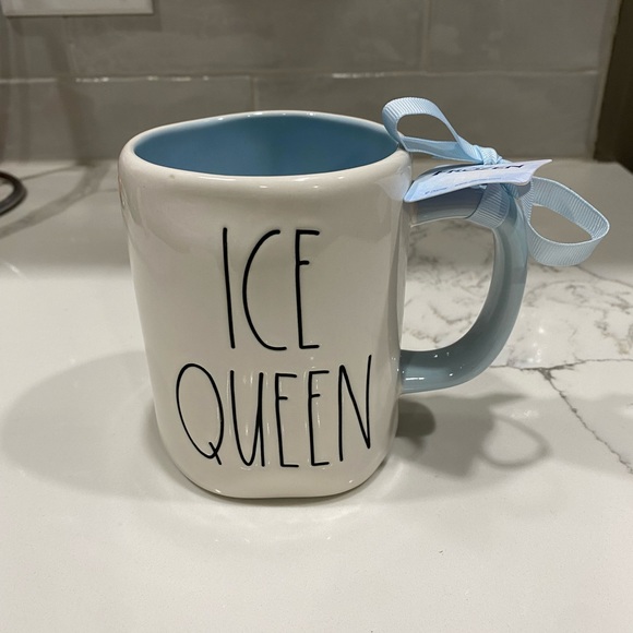 Rae Dunn | Dining | Rae Dunn Disney Frozen Elsa Mug Elsaice Queen ...